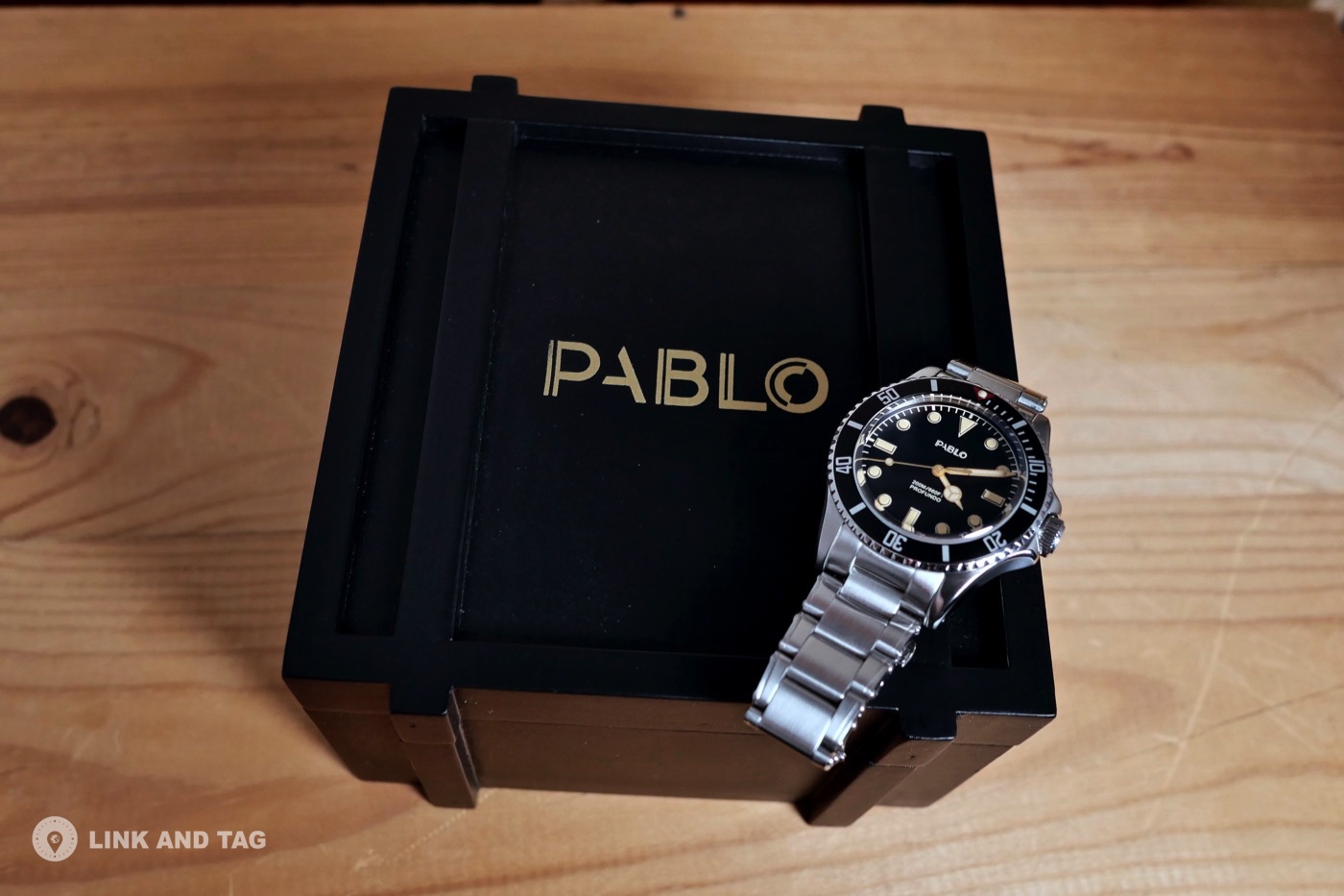 錶評』歷史梟雄風味十足的新興品牌 Pablo Watches VB-1 開箱文 - Link and Tag